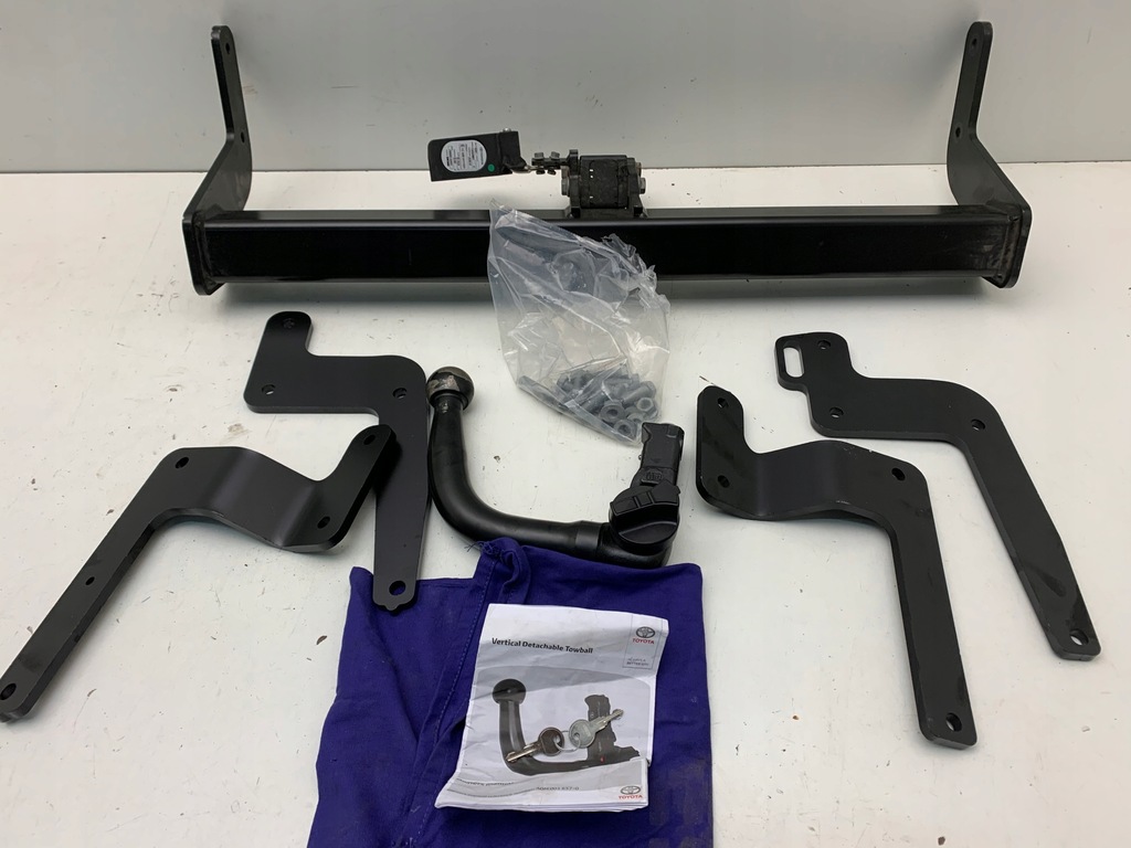 TOYOTA RAV4 V HAK HOLOWNICZY BRINK ORYGINAŁ - 12844965204 - oficjalne ...