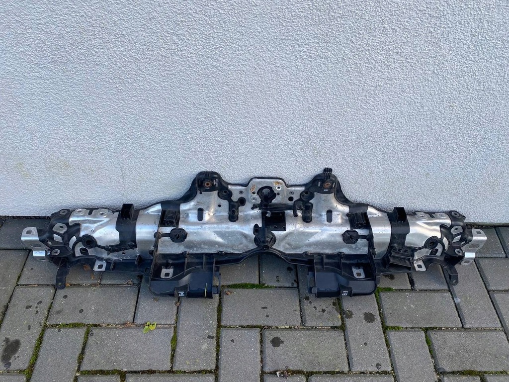 Porsche Macan Pas Przedni Wzmocnienie 95B805479E - 12935339612 ...