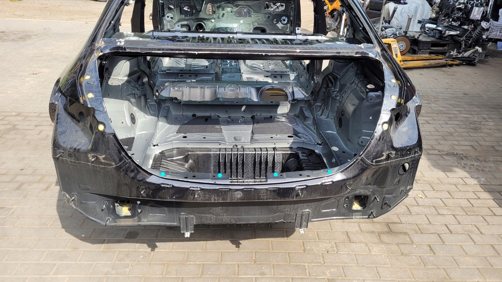 MERCEDES W206 KAROSERIA TYŁ DUPA BŁOTNIK PAS WANNA - 14235647333 ...