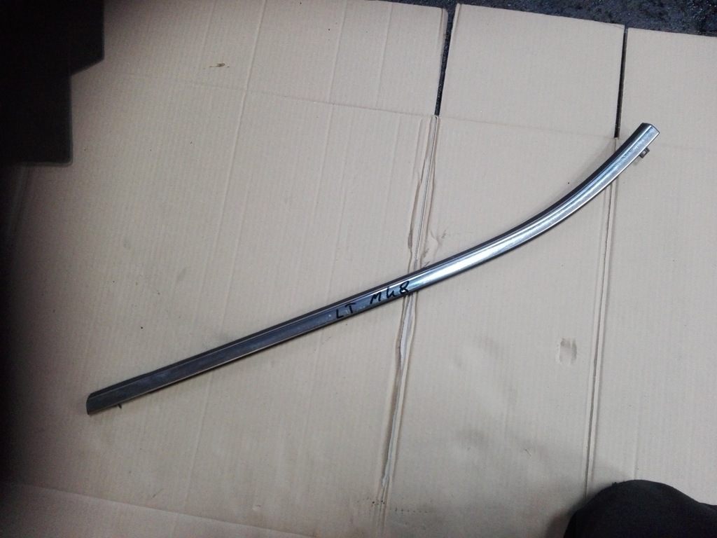 FORD FIESTA MK8 LISTWA DRZWI PARAPET CHROM TYŁ - 8813770084 - oficjalne ... FORD FIESTA MK8 LISTWA DRZWI PARAPET CHROM TYŁ - 8813770084 - oficjalne ...