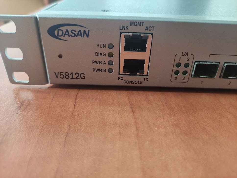 OLT DASAN V5812G - 4 x GPON - 12233108461 - oficjalne archiwum Allegro