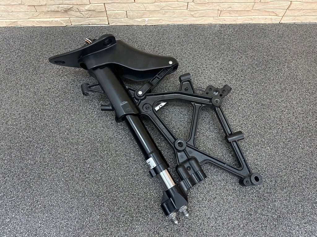 MCLAREN 720S SIŁOWNIK TYLNEGO SPOILERA LEWY SPOILER ACTUATOR 14A1175CP ...