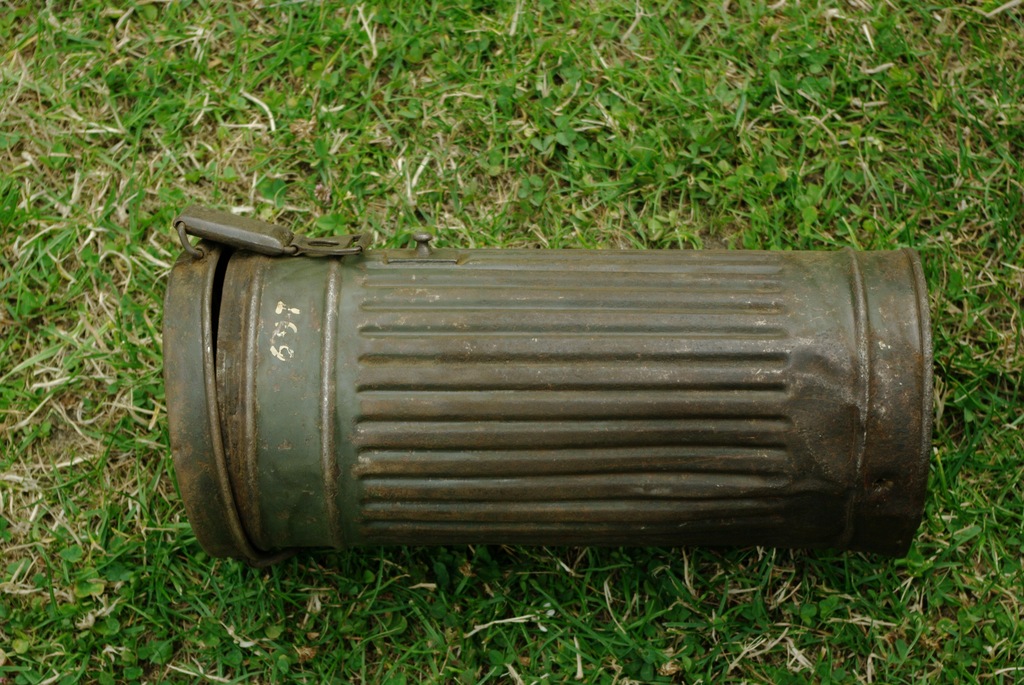 puszka maski p-gaz Wehrmacht - 12386774642 - oficjalne archiwum Allegro