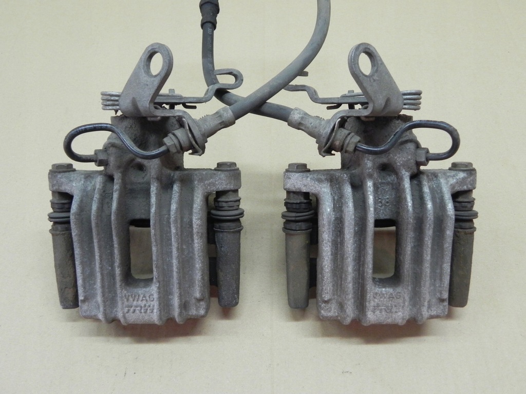 VW GOLF VI 6 ZACISK HAMULCOWY TYL TYLNY - 10844718580 - oficjalne archiwum Allegro