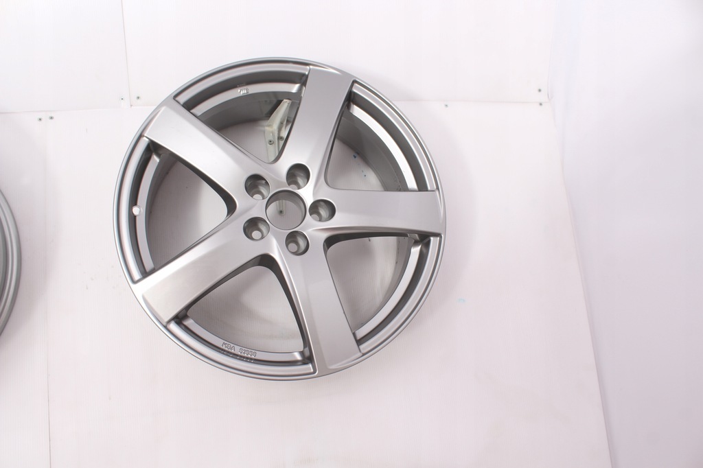 FELGA ALUMINIOWA KBA 51558 ALUTEC 5X100 18 ET48 - 11109186389 ...