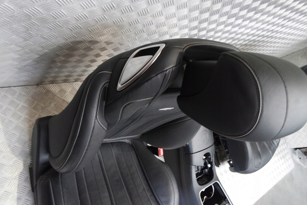 MERCEDES W217 S63 AMG COUPE FOTELE TAPICERKA M140 - 8516117373 ...