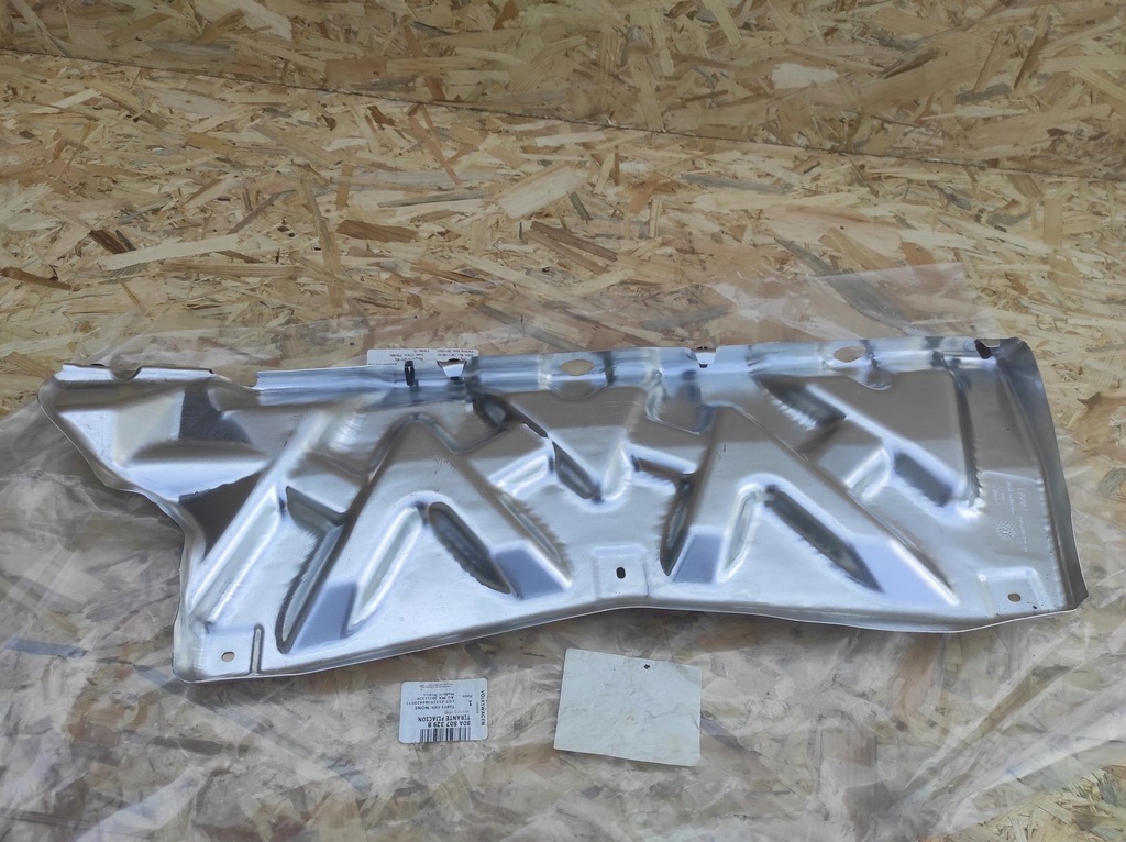 OSŁONA TERMICZNA ZDERZAKA TYŁ AUDI Q5 80A - 13794036311 - oficjalne ...