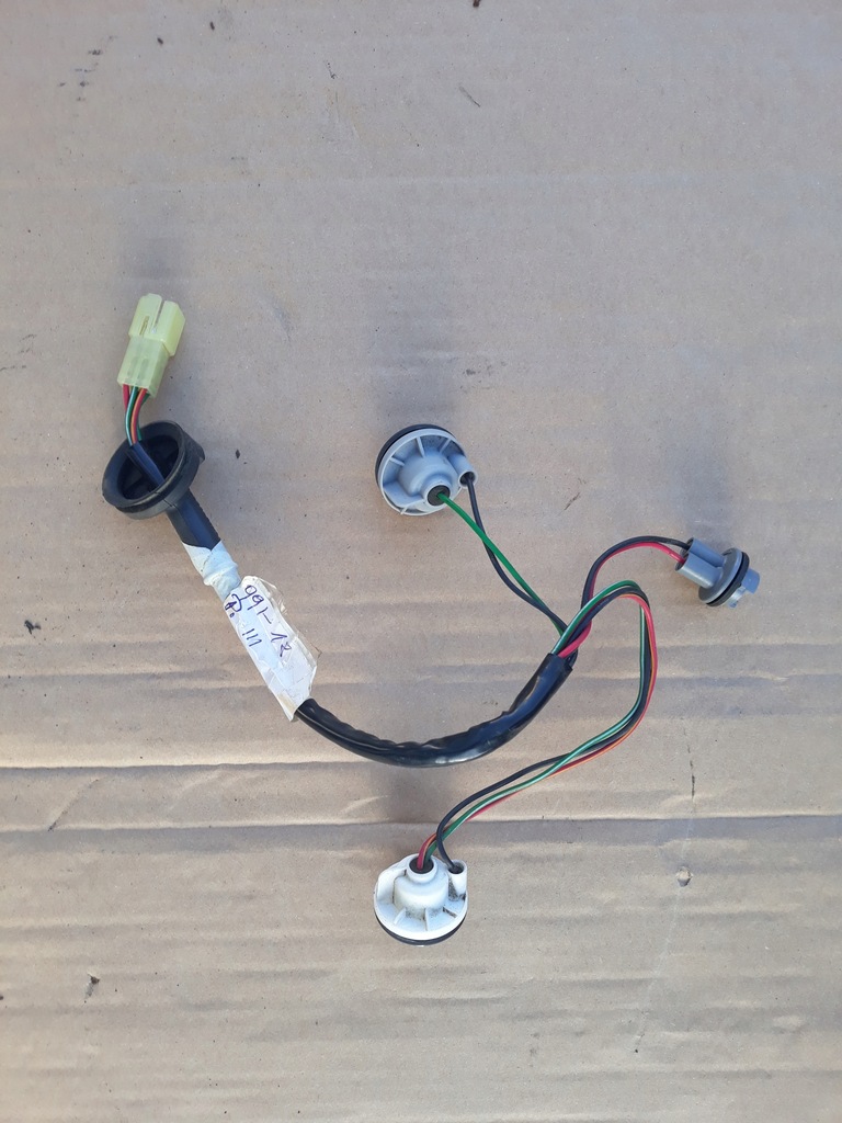 Wkładka żarówki lampy tył Suzuki Grand Vitara II - 8584582347 ...