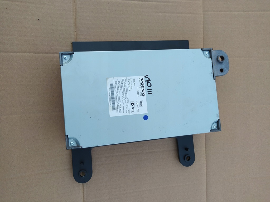 WZMACNIACZ RADIA VOLVO V70 II XC60 I XC70 S80 II - 12169290332 ...