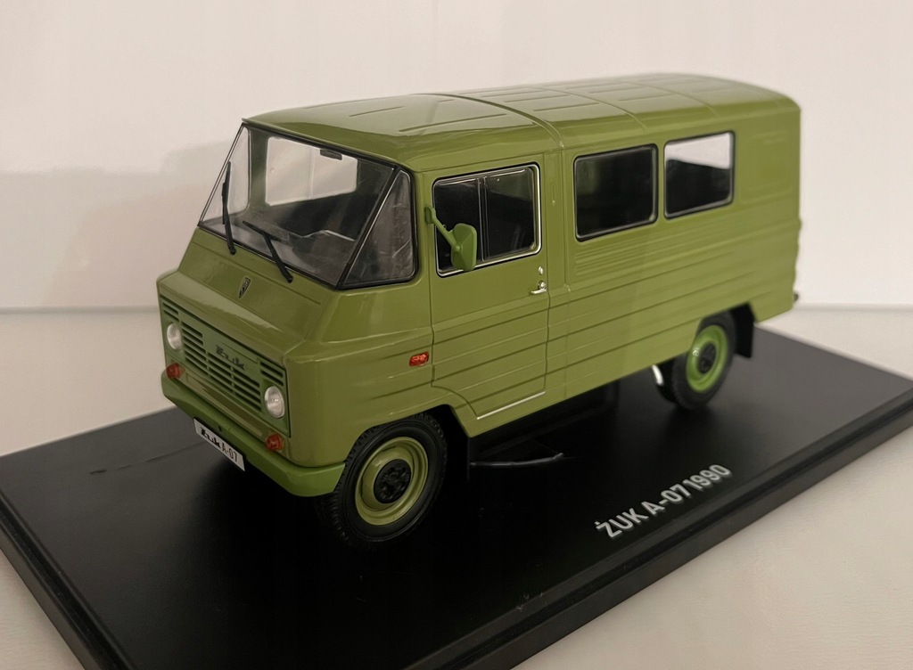 Żuk A-07 1/24 samochody prl nowy w blistrze kultow - 12605362709 ...