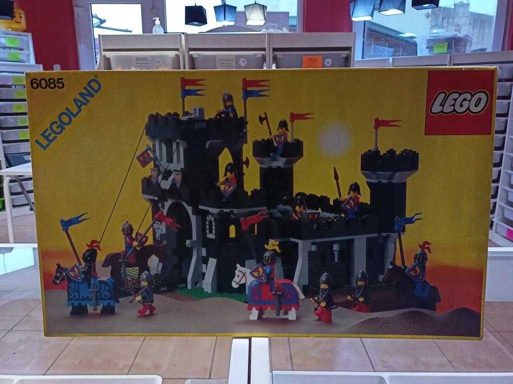 LEGO Castle Zamek Black Monarch's Castle 6085 - 11678983887 - oficjalne ...