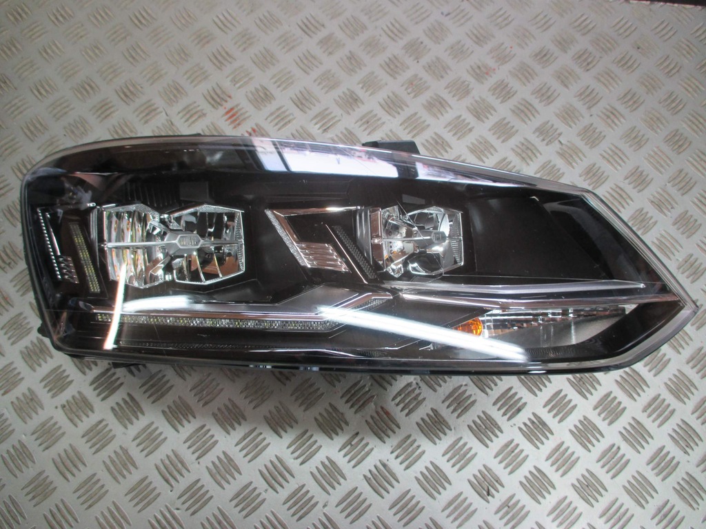 LAMPA PRAWA PRZEDNIA FULL LED VW POLO V LIFT 6C0 2014R-> - 7020170413 ...