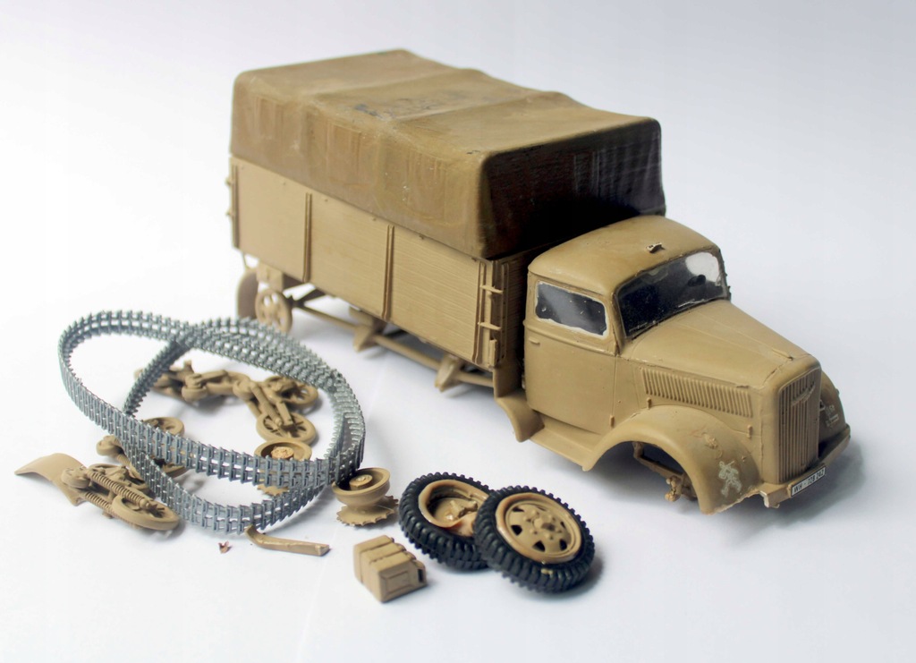 1:35 OPEL BLITZ SD.KFZ.3 MAULTIER - 14004543147 - oficjalne archiwum ...