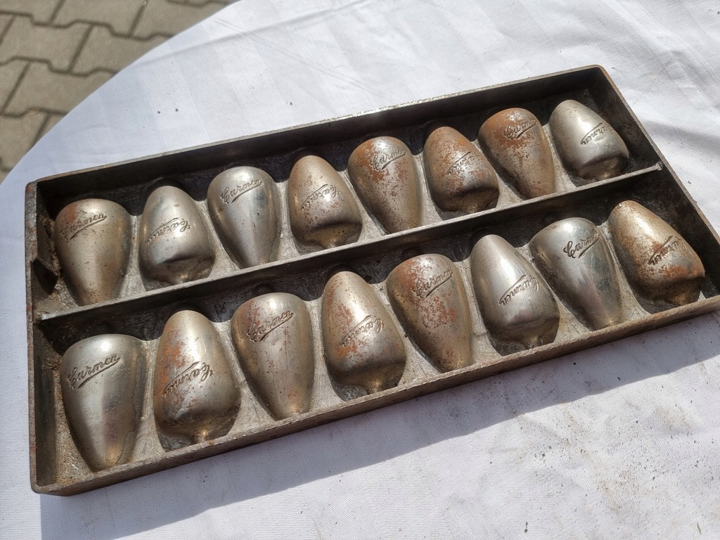 Przedwojenna forma do czekolady bombki CARMEN - 14844064570 - oficjalne ...