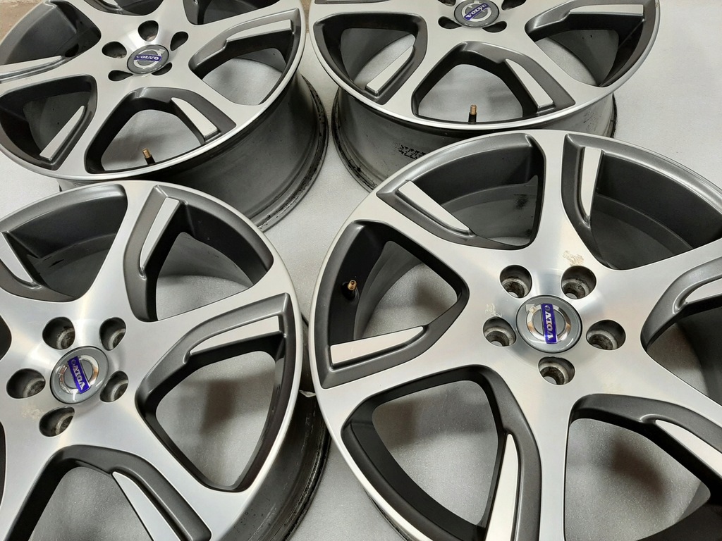 VOLVO 18'' XC60 XC70 5X108X63,3 7,5J ET55 31280139 - 11304302711 ...