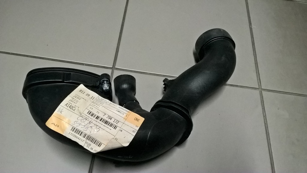 Przewód powietrza Oryg BMW E90 E60 E83 13717794172 - 6784439169 ...