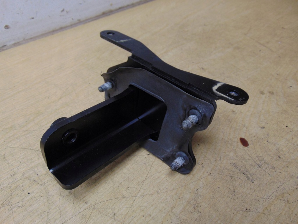 WSPORNIK MOCOWANIE HAKA HOLOWNICZEGO MERCEDES W205 - 13048050398 ...