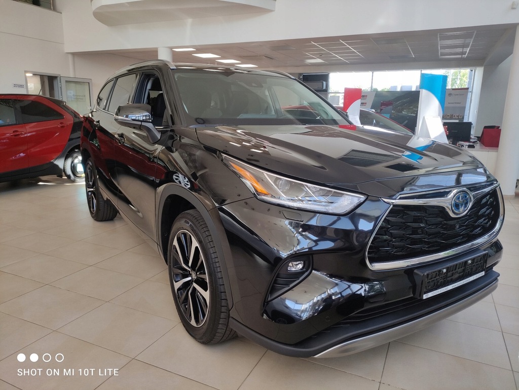 Toyota Highlander 2.5 Prestige - 12567185614 - oficjalne archiwum Allegro