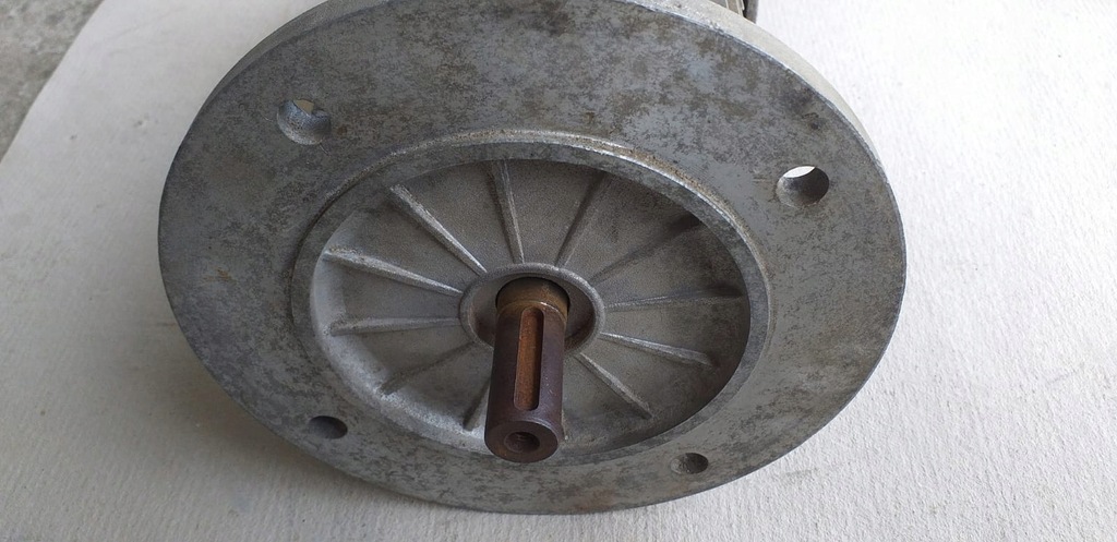 Silnik elektryczny z hamulcem - MGM BA 80 B4 - 13618640210 - oficjalne archiwum Allegro