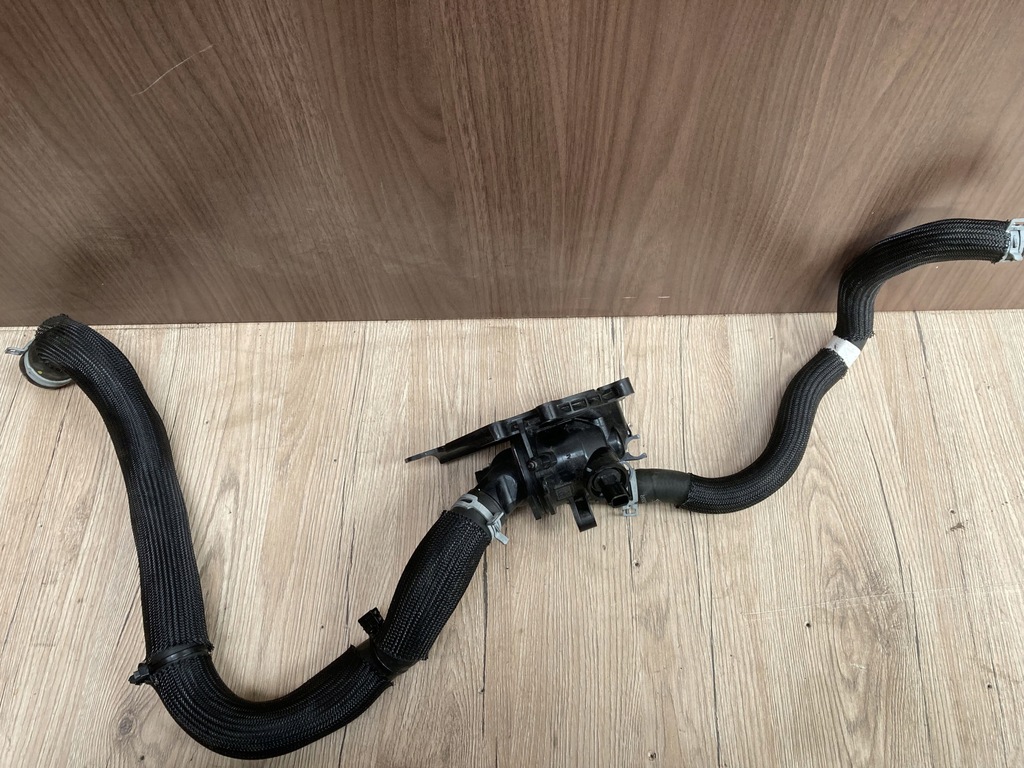 OBUDOWA TERMOSTATU RENAULT A2822033000 - 12252829391 - oficjalne ...