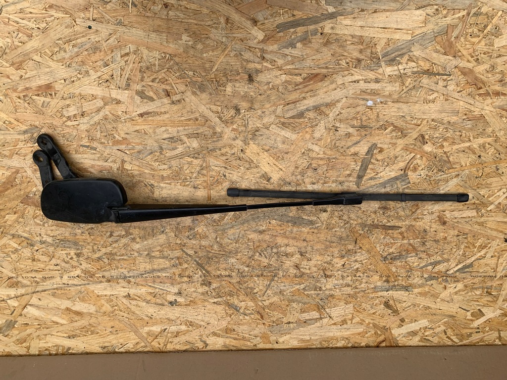 MERCEDES A RAMIĘ WYCIERACZKI PRZÓD A1768203600 - 14250960775 ...