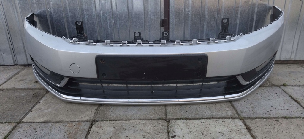 VW Passat B7 zderzak kratki przód przedni LA7W - 13091588750 - oficjalne archiwum Allegro