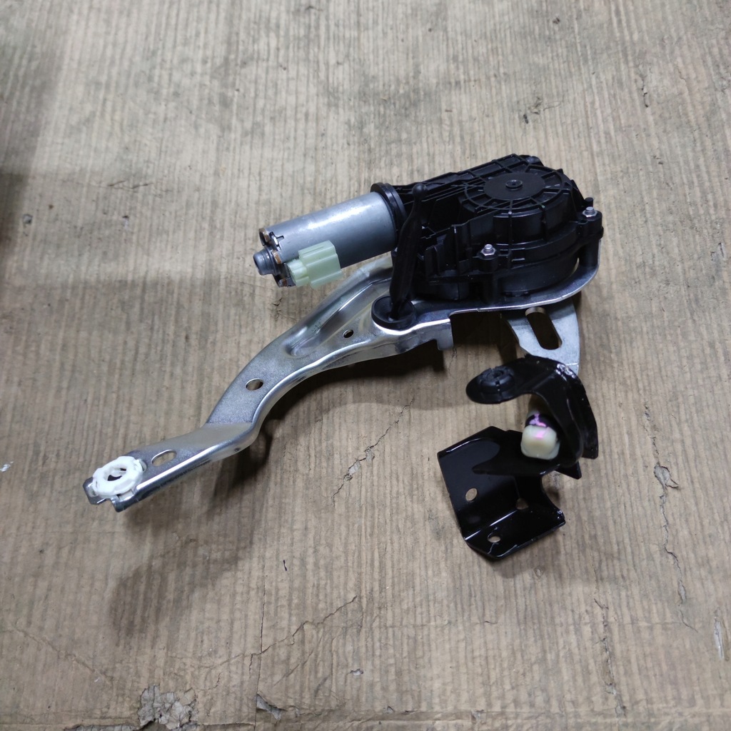 MERCEDES W205 SIŁOWNIK MECHANIZM KLAPY BAGAŻNIKA - 13267333663 ...