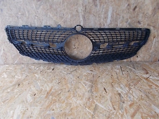 Mercedes OE Atrapa Grilla CLS A2188850700 POLECAM - 8987976278 ...