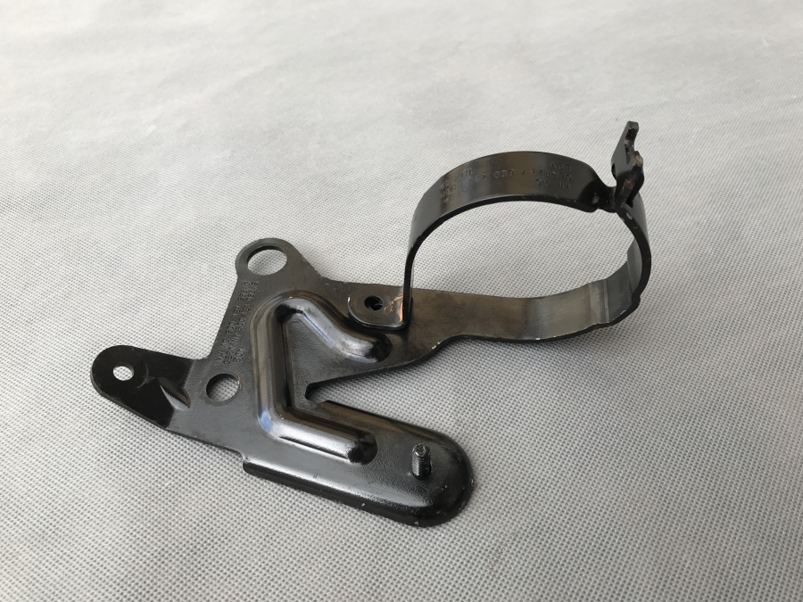 Uchwyt pompy 5Q0121093AS 5Q0121093M AUDI Q3 A3 - 6950163220 - oficjalne ...