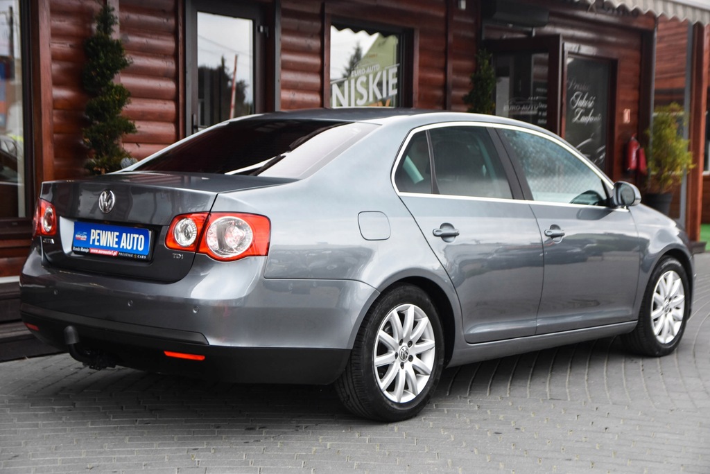Volkswagen Jetta A5 niezawodny 1.9 TDI Klima - 8336710737 - oficjalne ...