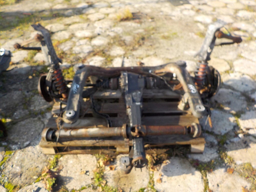 175 AUDI A4 B5 QUATTRO BELKA TYLNA OŚ ZAWIESZENIE - 12800770855 - oficjalne archiwum Allegro