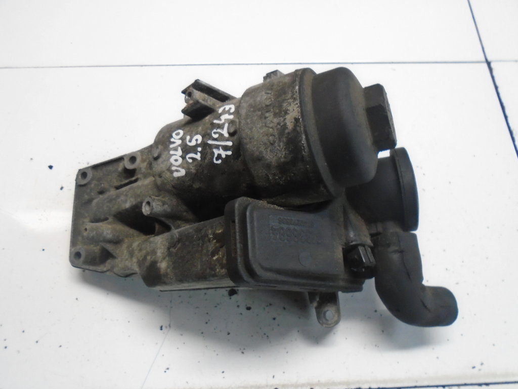 VOLVO S60 V50 2.5T OBUDOWA FILTRA OLEJU 31338684 - 9889797952 ...