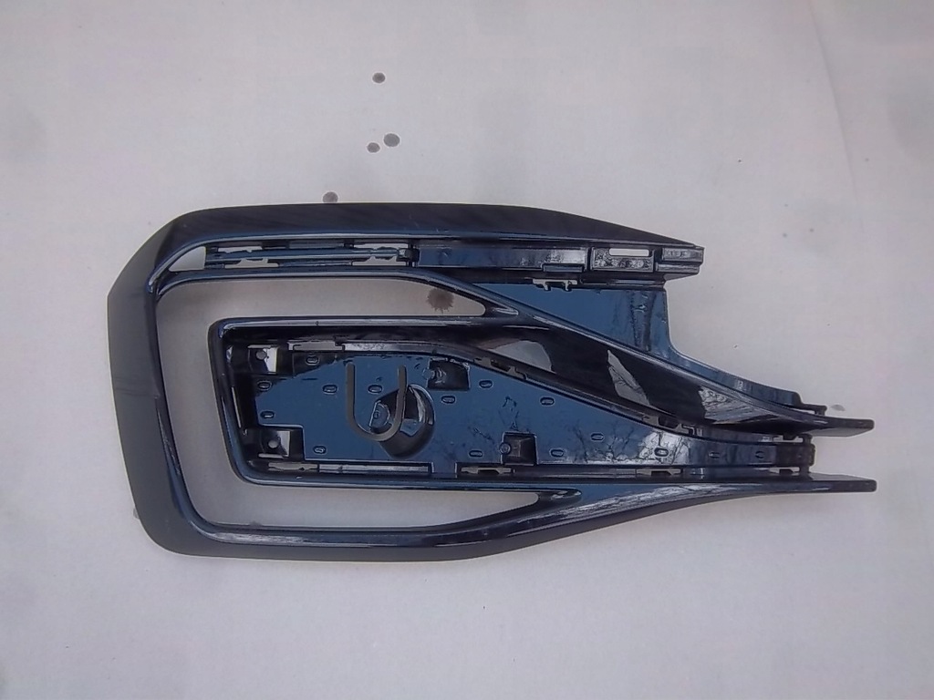 ZDERZAK KRATKA VW PASSAT B8 R-LINE LEWA PRZÓD - 10715043338 - oficjalne archiwum Allegro