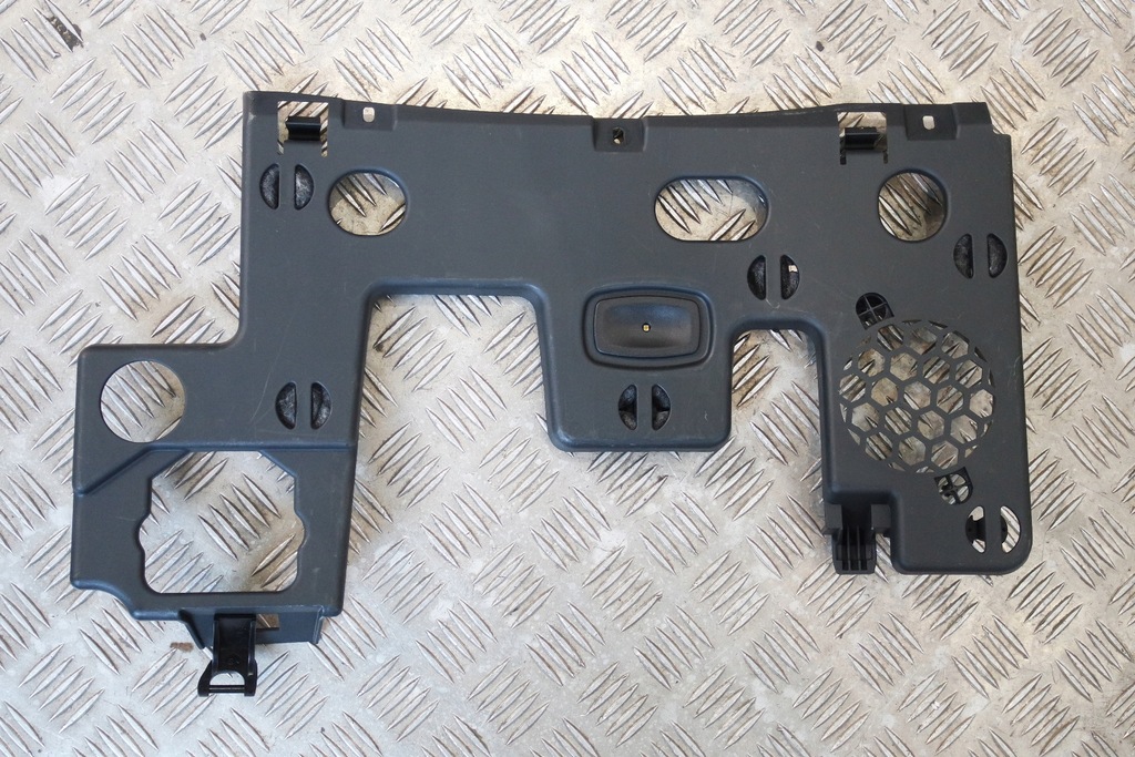 MERCEDES W447 PLASTIK OSŁONA A4476800006 - 11044386207 - oficjalne ...