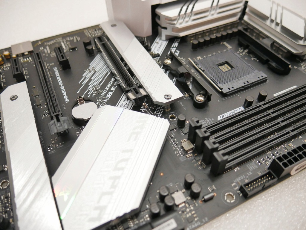 Płyta główna Asus ROG STRIX B550A GAMING OUTLET - 12744628246 ...