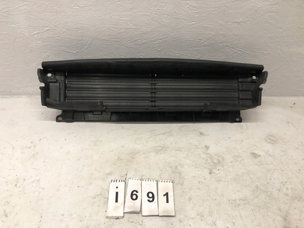 VOLVO C40 XC40 LIFT Polestar 2 żaluzja kierownica powietrza 21 ...