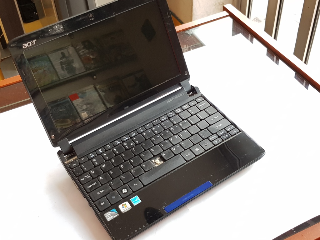 ACER ASPIRE ONE NAV50 ATOM N450 1GB 160GB STAN 3 ! - 8153209146 ...