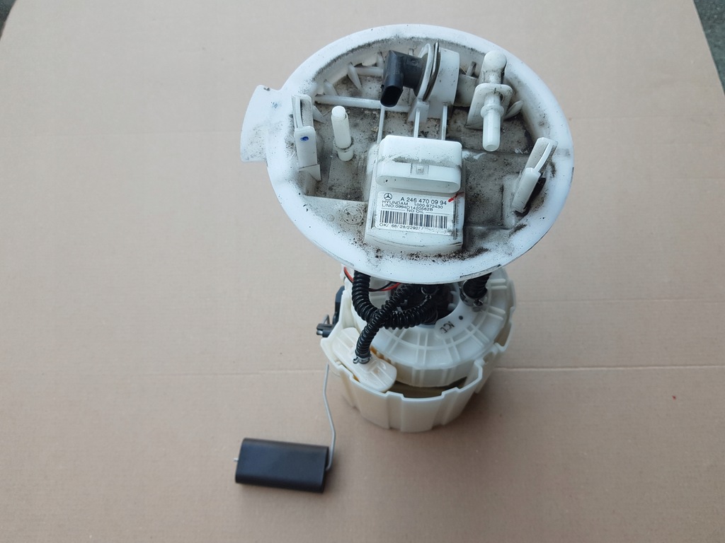 MERCEDES W176 W246 W117 CGI POMPA PALIWA W BAK - 7863685043 - oficjalne ...