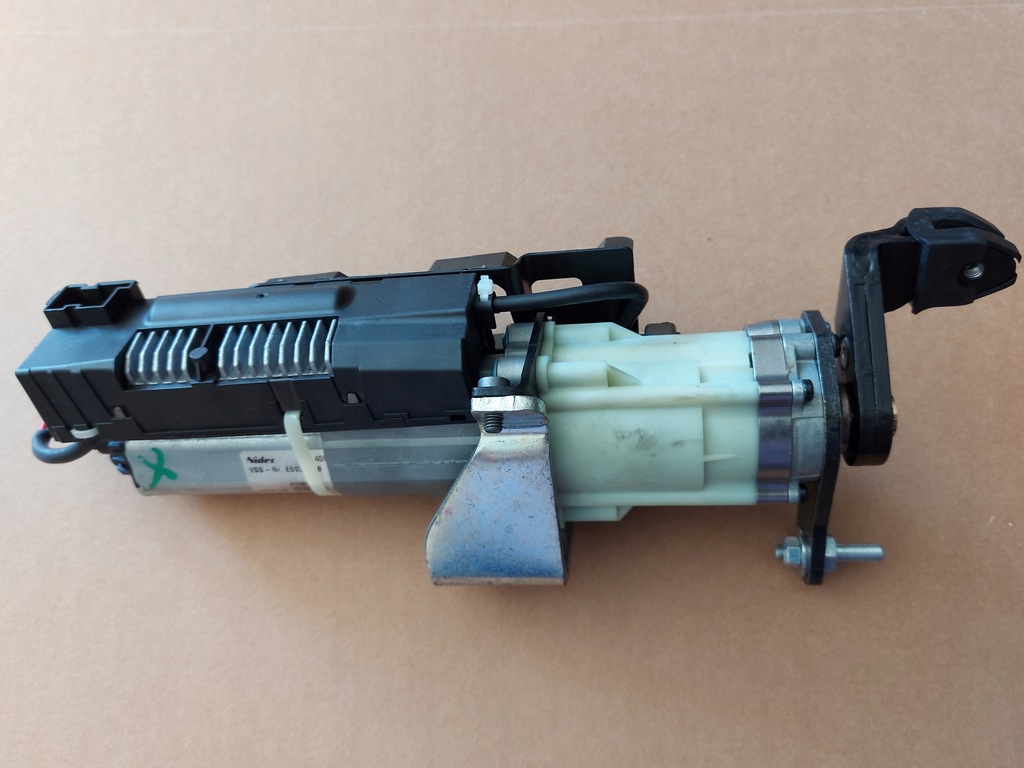 Audi Q7 Siłownik klapy lewy 4L0827851F 2009-2015R - 12481006988 ...