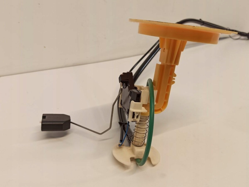 VOLVO V60 CZUJNIK POZIOMU PALIWA 31274048 - 13094252663 - oficjalne ...