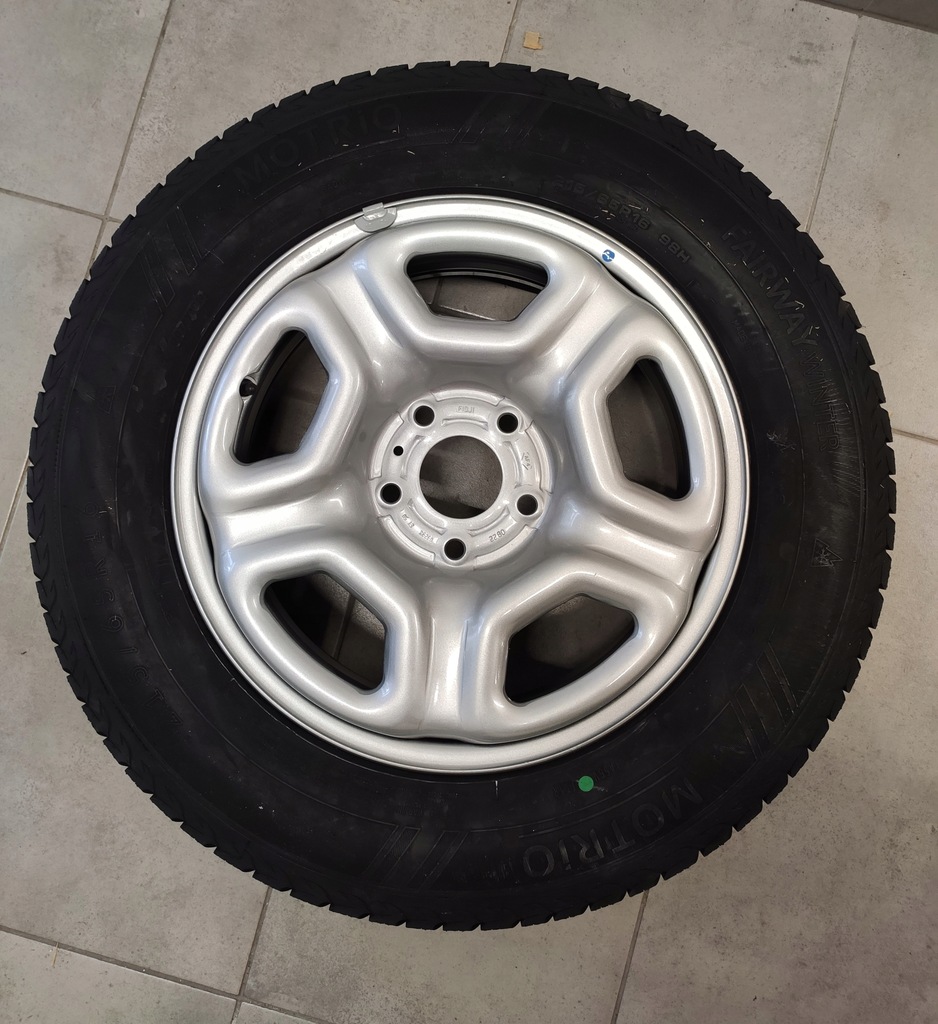 Koła zimowe 16" do DACIA DUSTER I / II - felgi FIDJI + opony MOTRIO 215 ...