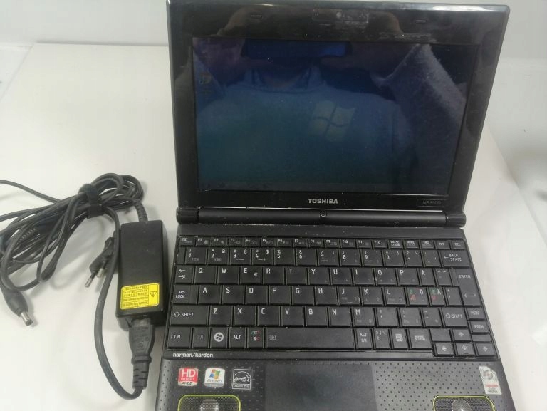 NOTEBOOK TOSHIBA AMD C30/1GB/240GB/RADEON 6200 - 8891041410 - oficjalne ...