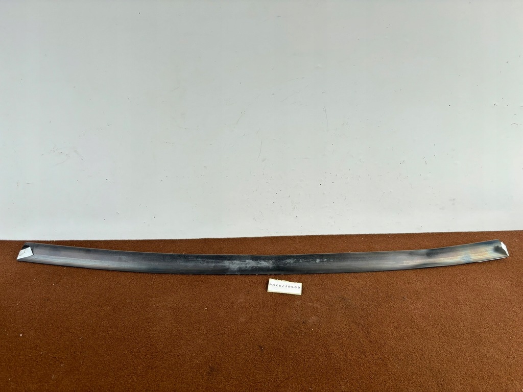 USZCZELKA KRATKI CHŁODNICY VOLVO V60 S60 19-23 ROK 32260538 PAK6/JR569 ...