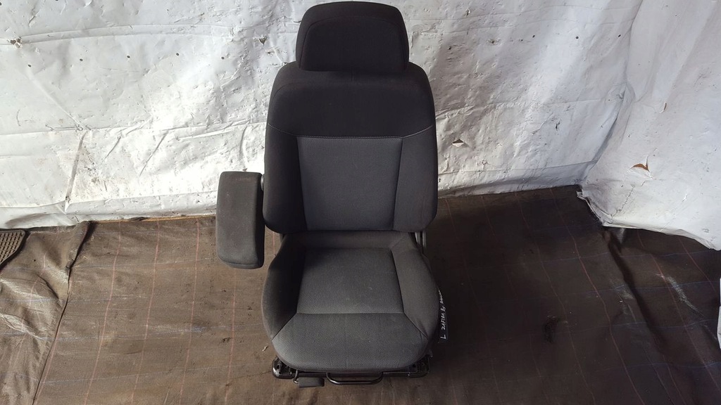 Fotel przedni lewy kierowcy Opel Zafira B - 12546799574 - oficjalne archiwum Allegro