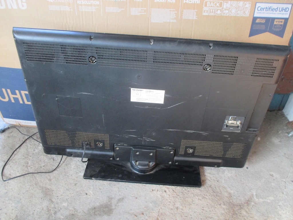 SHARP LC-40LE510E LED TELEWIZOR TV MONITOR 40 CALI - 7993993646 - oficjalne archiwum Allegro