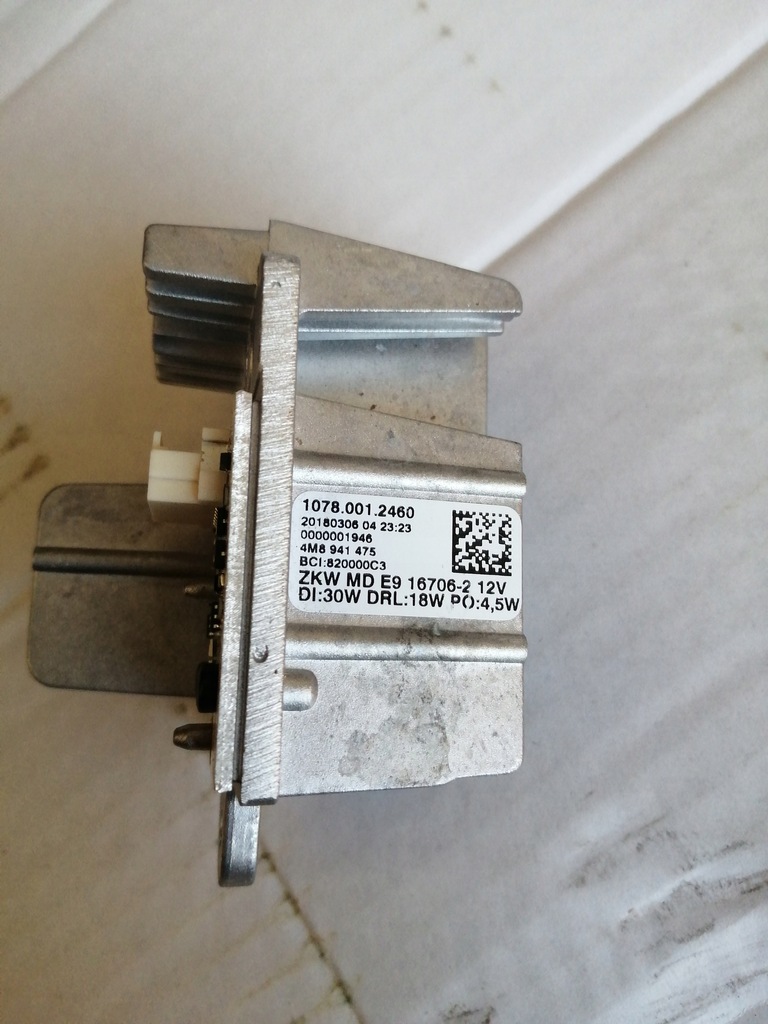 MODUŁ LED JEŻ VW SKODA SEAT AUDI 4M8941475 - 9697732346 - oficjalne ...