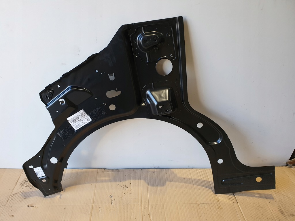 VW T5 LIFT T6 POSZYCIE FARTUCH 7E0805061B - 7839137706 - oficjalne ...