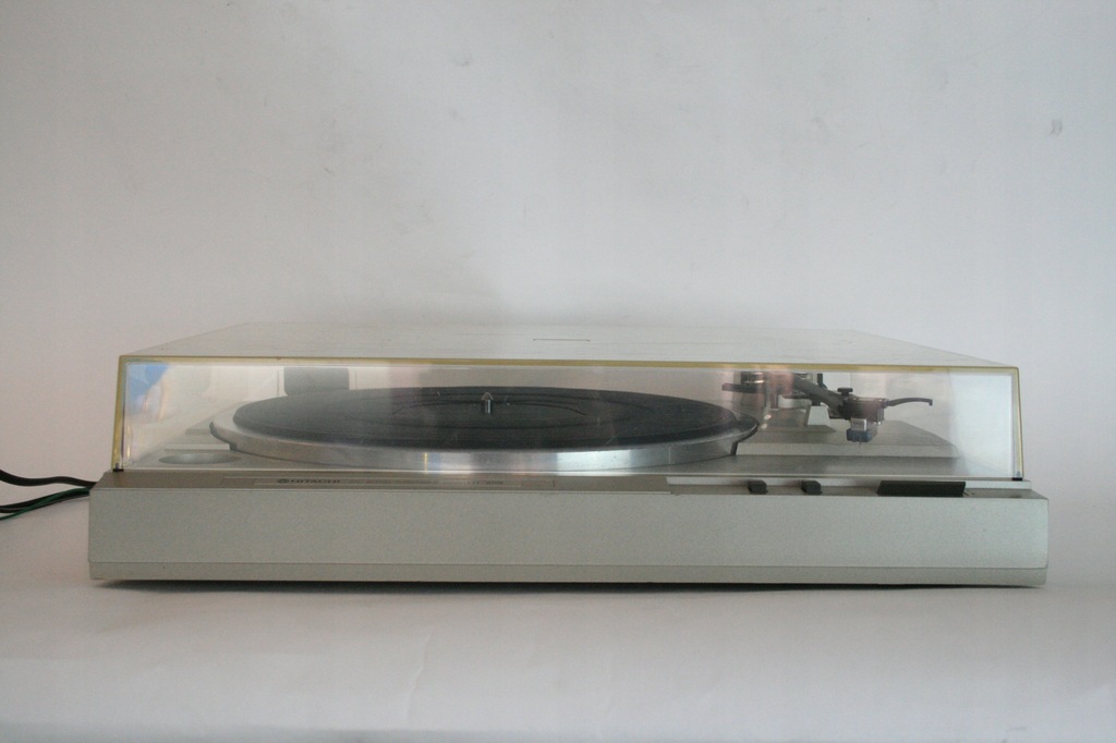 Купить Проигрыватель HITACHI HT-20S с картриджем EXCEL ES-70S: отзывы ...