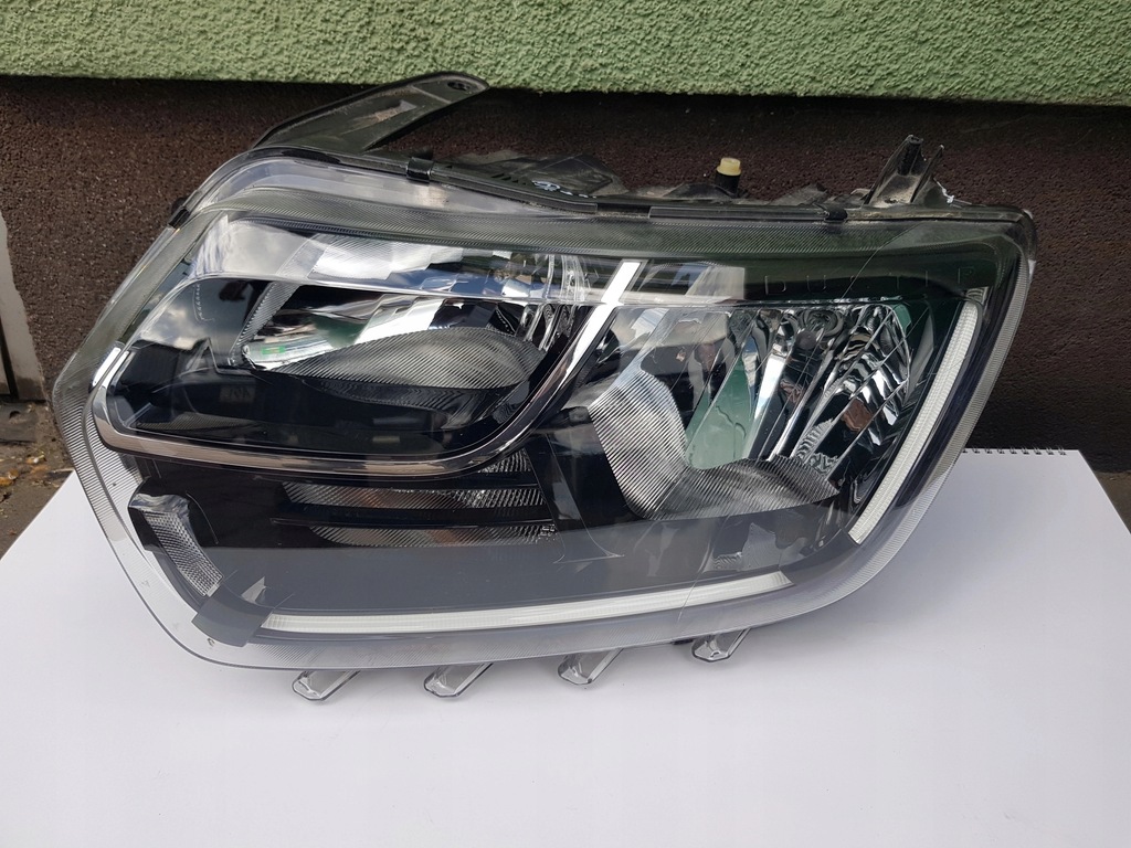 Dacia Duster II Lampa lewa przednia LED 2017- - 12233190327 - oficjalne ...