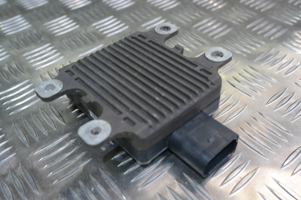 VOLVO STEROWNIK SKRZYNI BIEGÓW 31367945 - 10585724416 - oficjalne ...